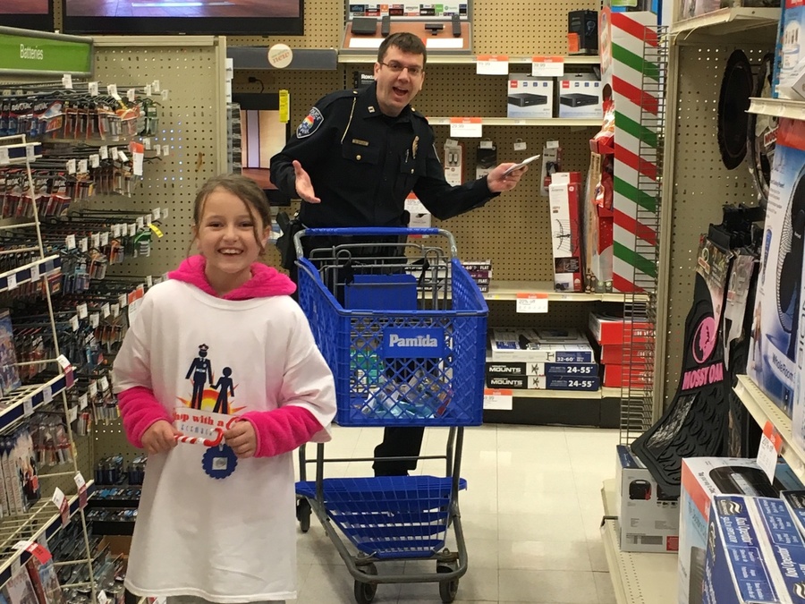 Shop with a Cop program in need of donations - NBC26 WGBA-TV Green Bay, WI
